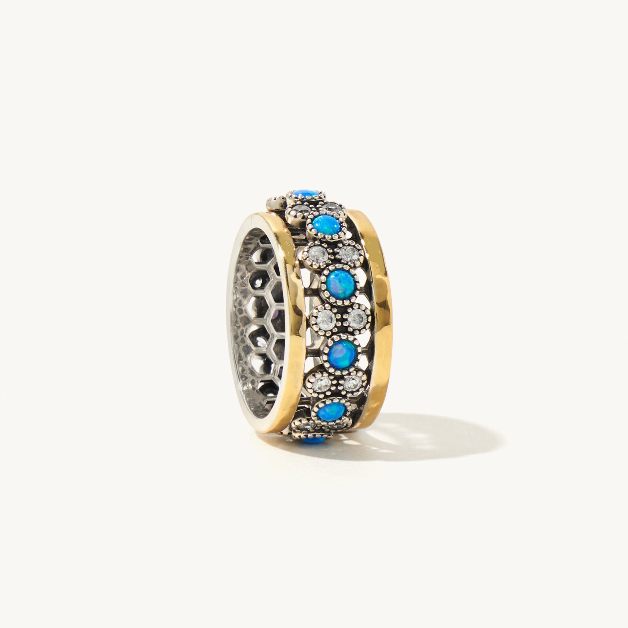 Carina Spinner Ring – Ideaure